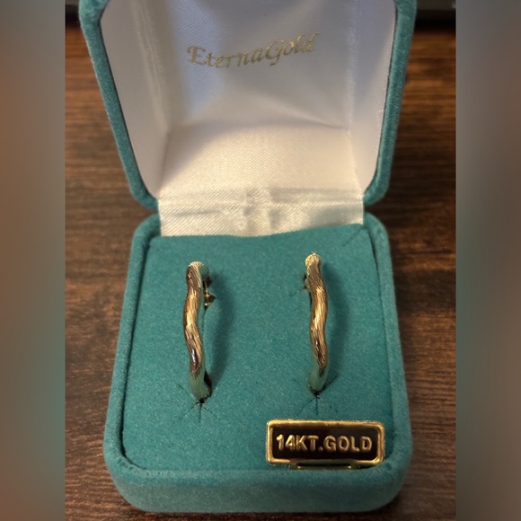 eternagold | Jewelry | Eternagold 4k Gold Diamond Cut Hoop Earrings ...